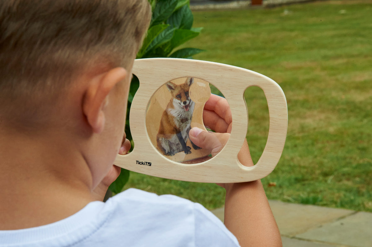 EASY HOLD MAGNIFIER – Balancing Act Toys